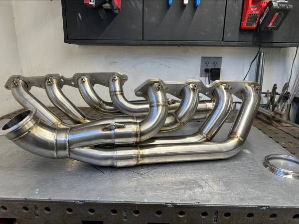 Photo Gallery - Bickford Fabrication Twin Turbo Corvette - Corvette ...